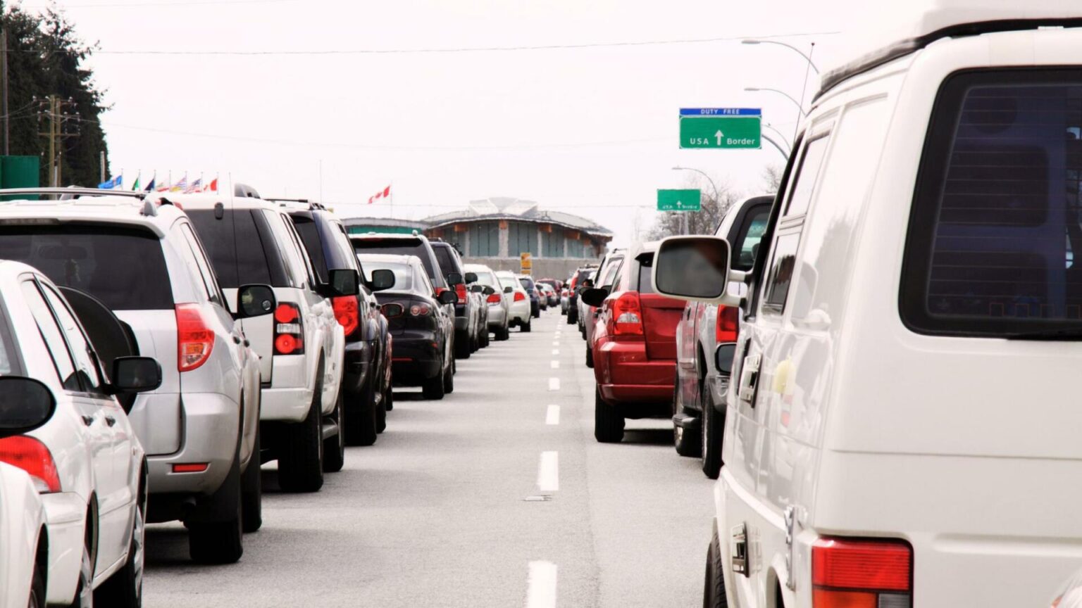 Commuter Green Cards: Work in the U.S. from Canada or Mexico